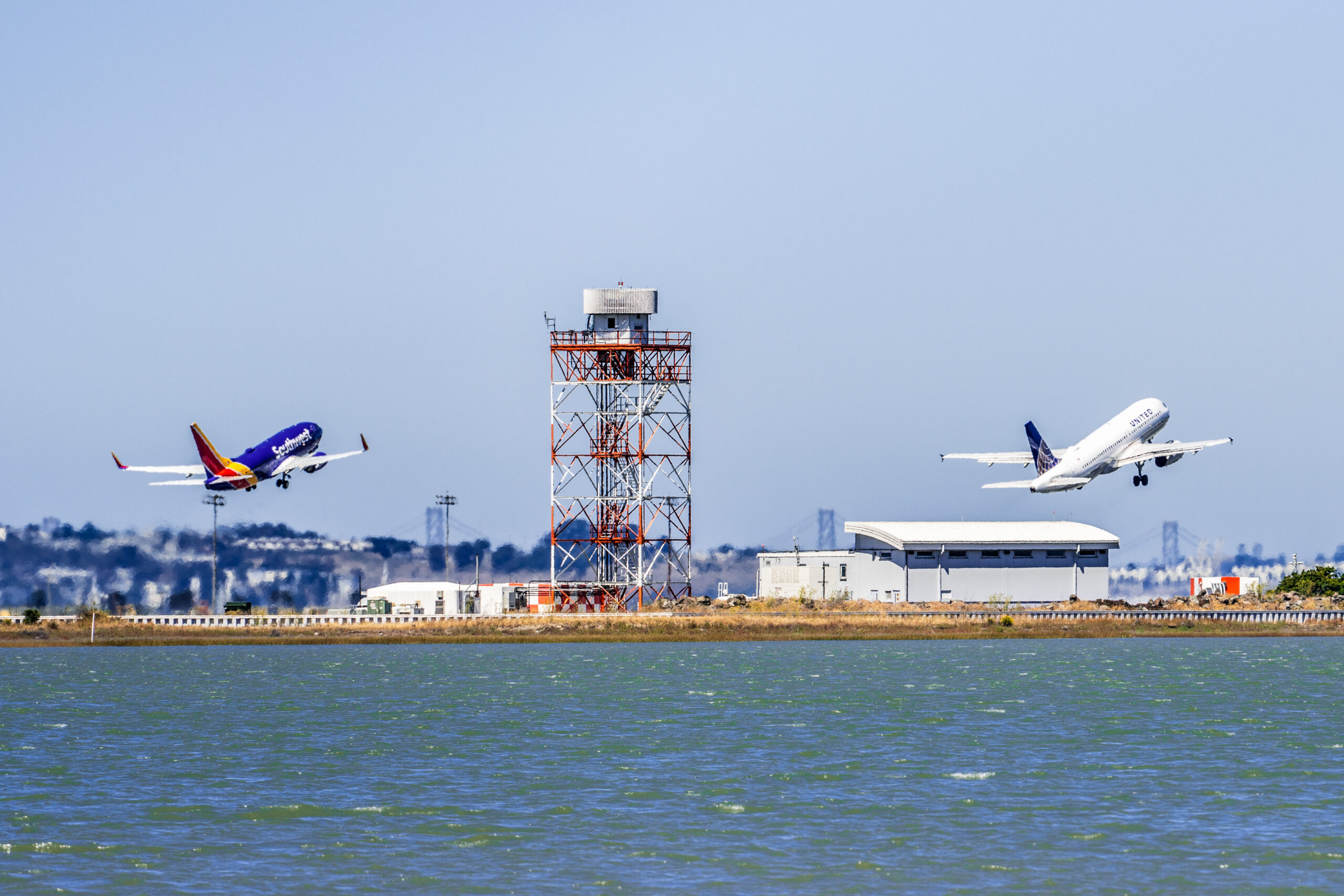FAA Restricts SFO Landings